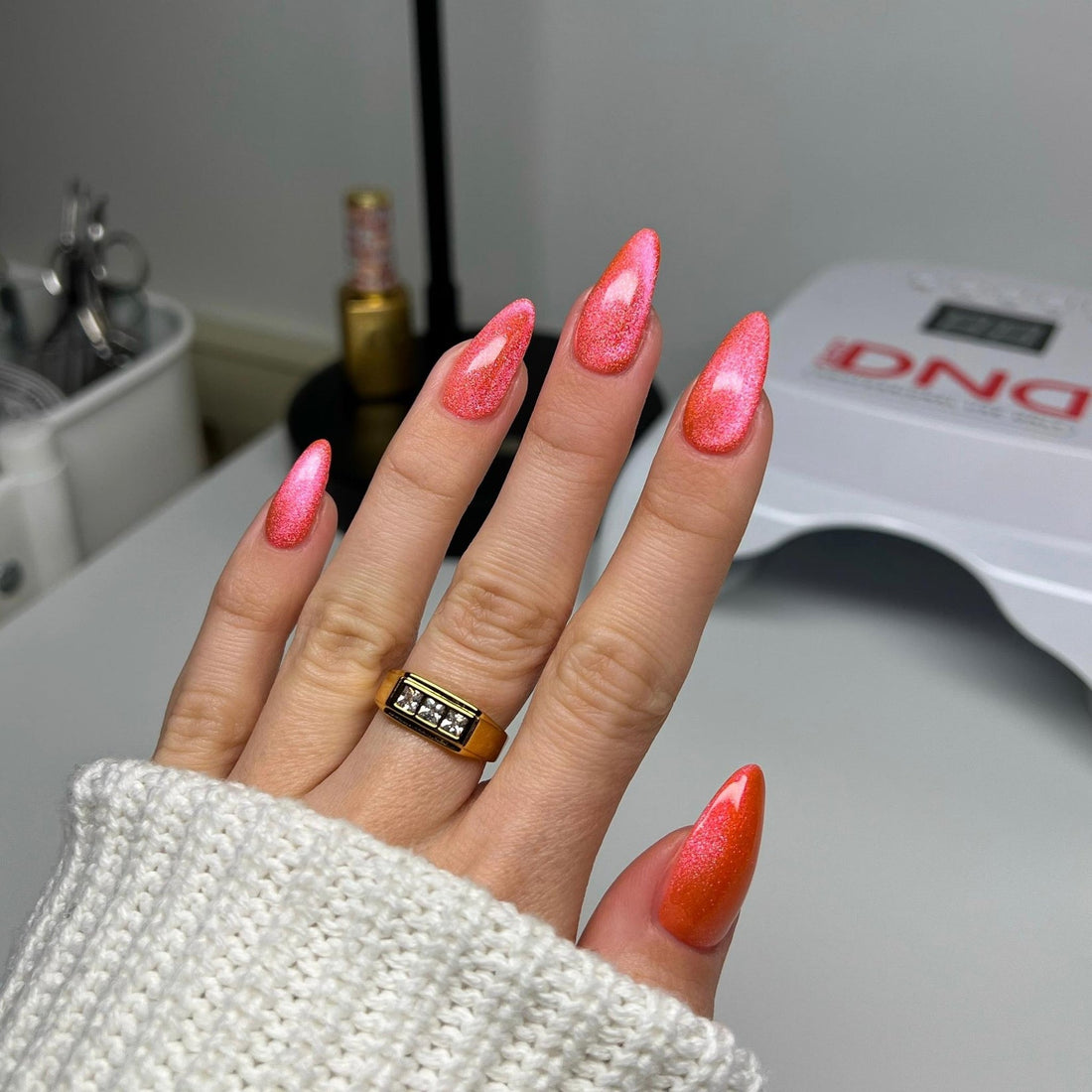 Shop DND Diva ‘Jelly Belly Rubs’ Candy 9D Cat Eye